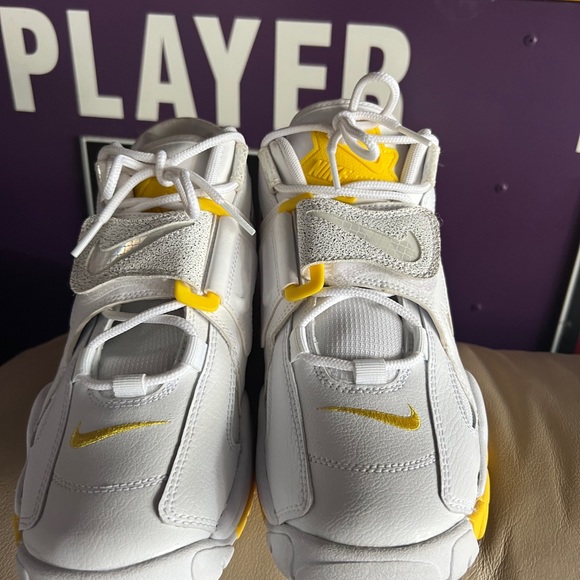 Nike | Shoes | 29 Wmns Air Barrage Mid Chrome Yellow | Poshmark